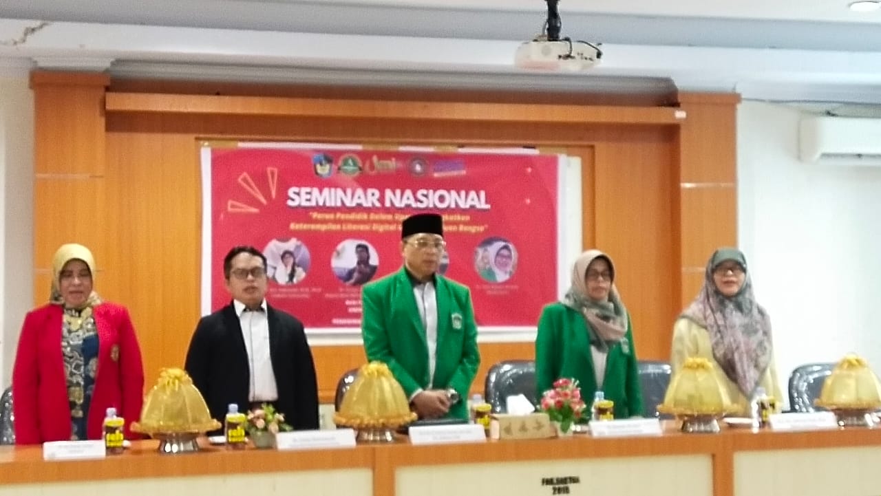 Seminar Nasional FS UMI Ulas Keterampilan Literasi Digital - Official Website