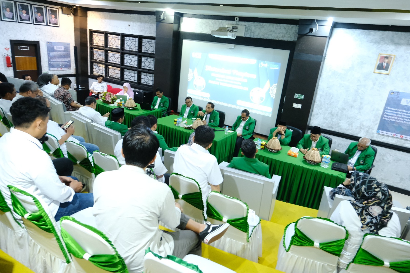 Silaturahmi Pimpinan UMI Dengan Civitas Akademika FTI-UMI, Rektor UMI ... Silaturahmi Pimpinan UMI Dengan Civitas Akademika FTI-UMI, Rektor UMI ...