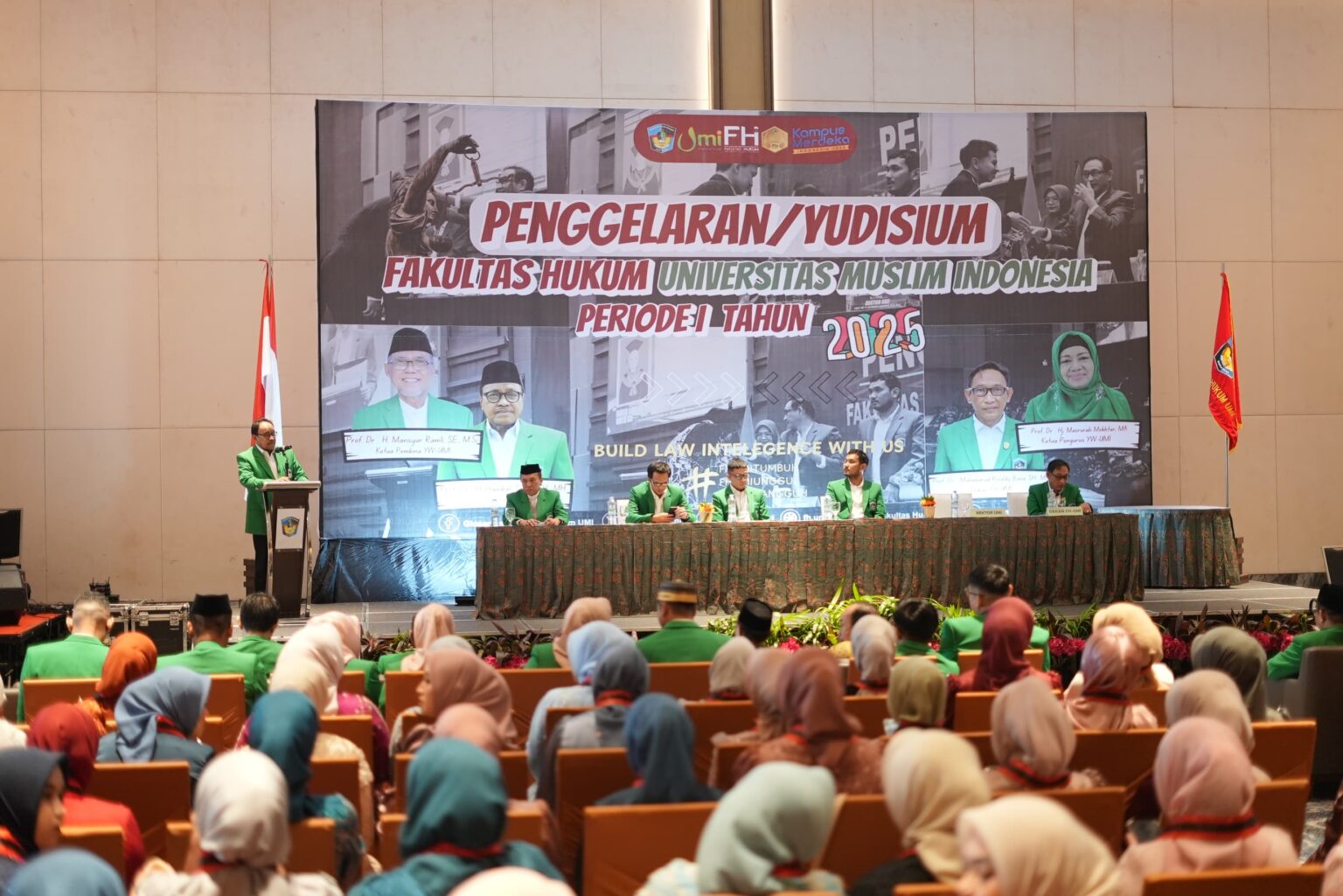 Fakultas Hukum UMI Gelar Yudisium 201 Alumni Wisuda Periode I Tahun 2025 - Official Website