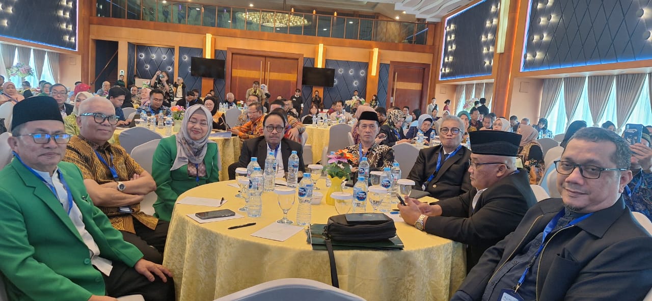 Pimpinan UMI Hadir Dalam RPPP APTISI IV Dan APPERTI di Batam ...